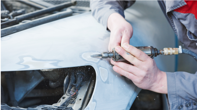 5 Benefits of Choosing a Local Auto Hail Repair Shop